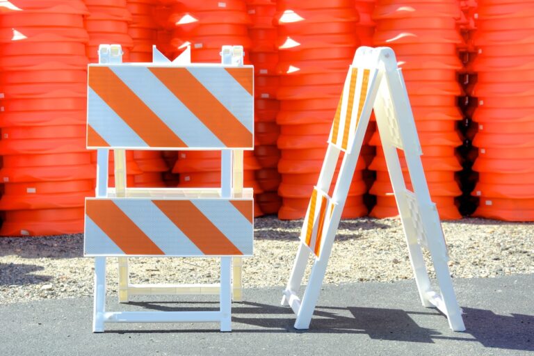 Econocade Barricade Boards - National Highway Products